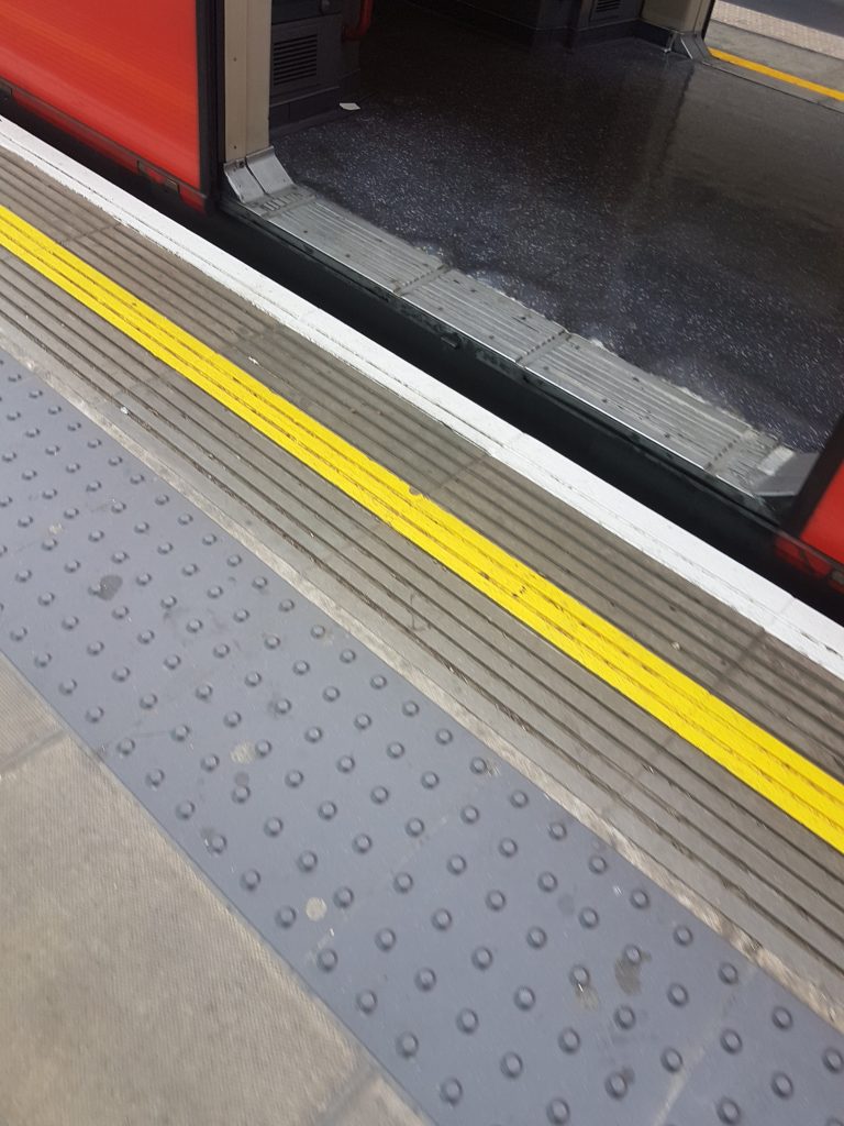Level Boarding: Solutions for the Deep Tube Lines – Step-Free London