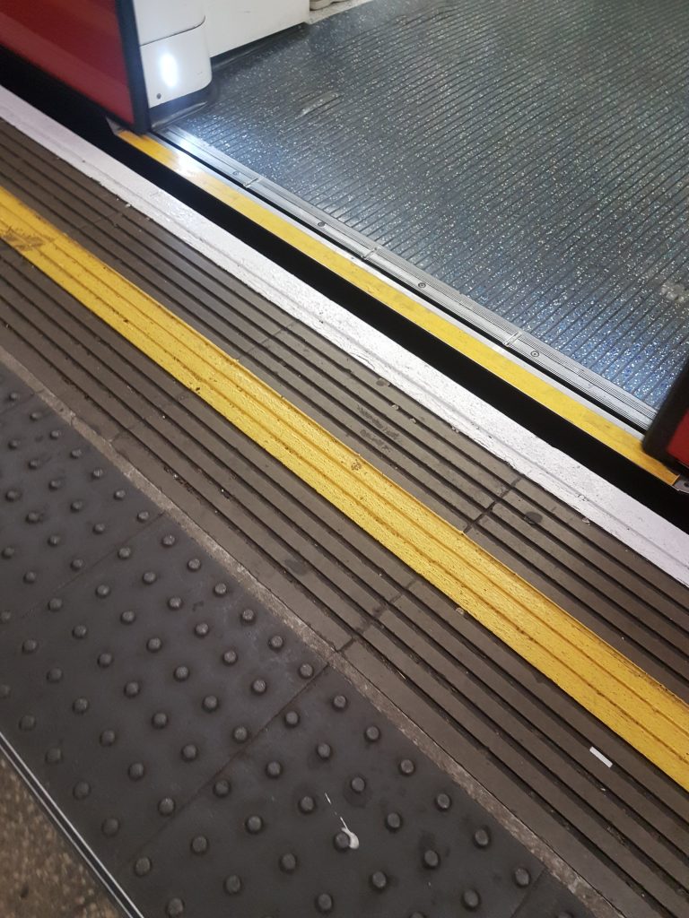 Level Boarding: Solutions for the Deep Tube Lines – Step-Free London